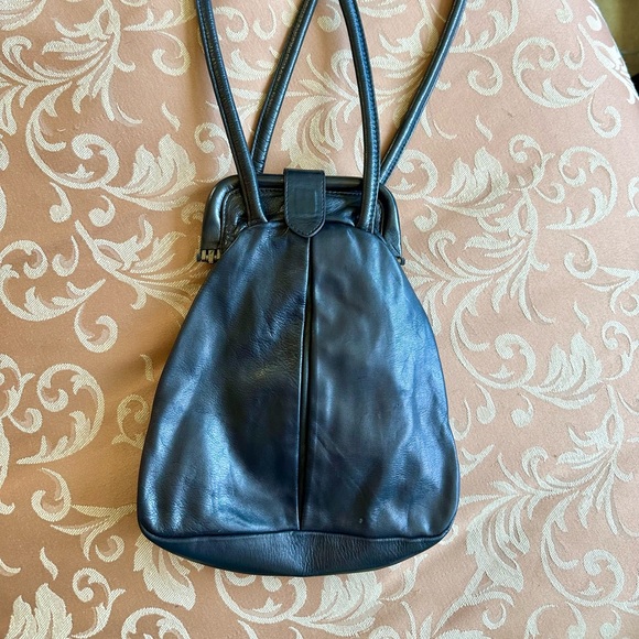 IBW Ltd UK | Bags | Euc Ibw Ltd Uk Blag Leather Bag Sophisticated ...